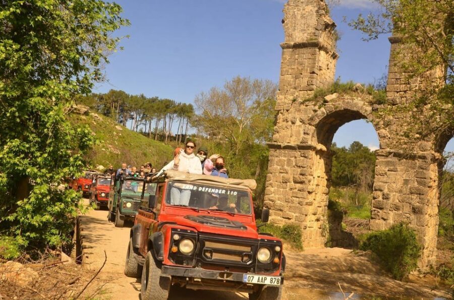 Side Green Canyon Off-Road Jeep Safari Adventure with Lunch - The Value of the Experience