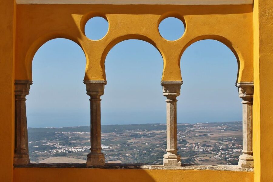 Sintra and Cascais: Full-Day Private Sightseeing Tour - Exploring Cascais and the Portuguese Coast