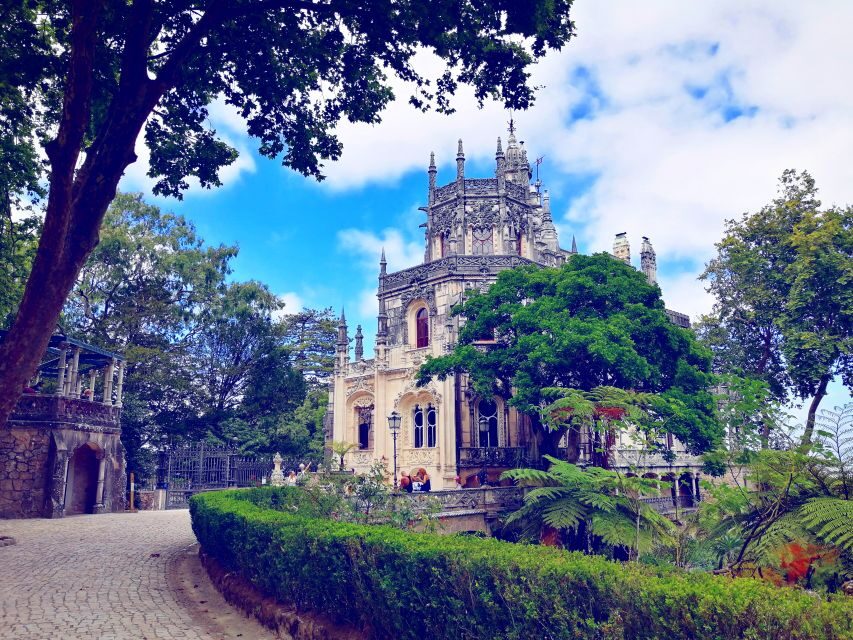 Sintra: Immersive Guided Walking Tour w/ Quinta da Regaleira - An In-Depth Look at the Tour Experience