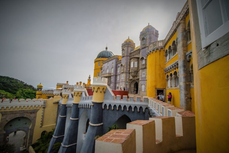 Sintra: Walking Tour with Palace, Castle, and Old Town Visit - A Detailed Look at the Tour Experience