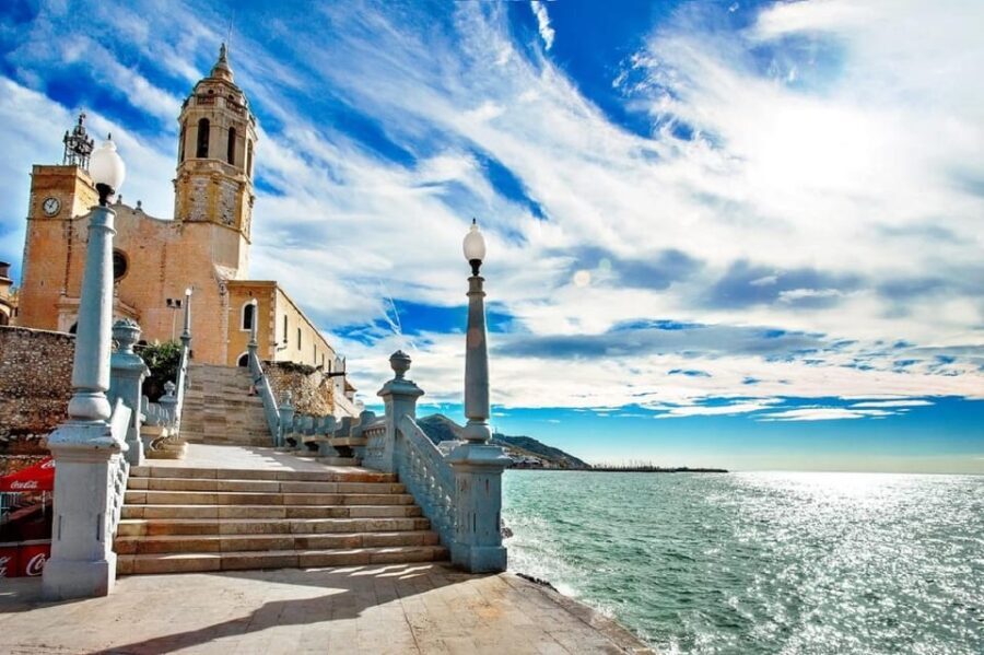 Sitges: Sailboat trip + walking tour and wine cellar tour - The Breakdown of the Itinerary