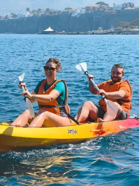 Sorrento: kayak small group tour to Bagni Regina Giovanna - What to Expect: A Step-by-Step Breakdown