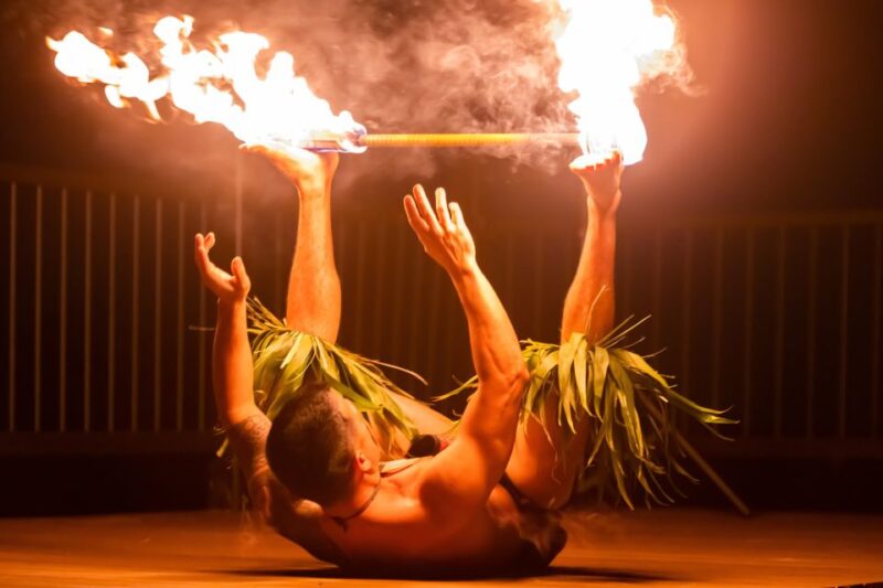 South Maui: Gilligans' Island Luau with Dinner and Drinks - Key Points