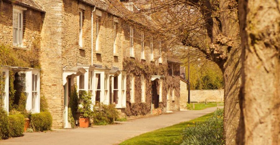 Southampton: London via the Cotswolds, Oxford and Pub Lunch - What Makes This Tour Stand Out?