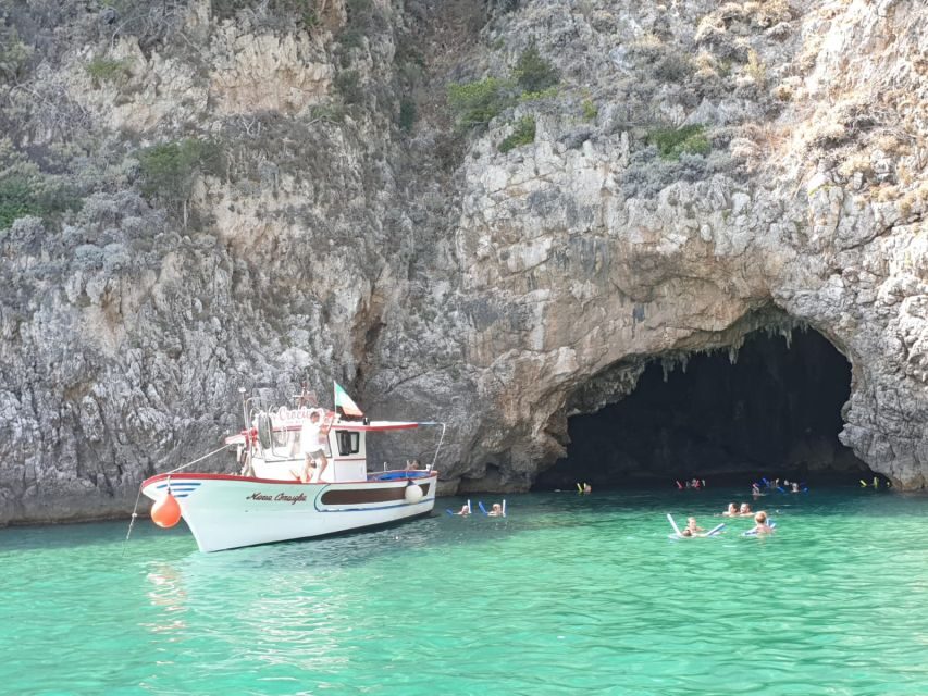 Sperlonga: Private Cruise to discover the "Seven Beaches" - What You Can Expect from the Tour