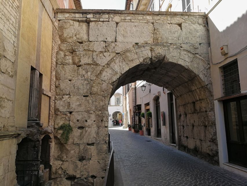 Spoleto: Old Town Guided Walking Tour - What’s Included and What’s Not