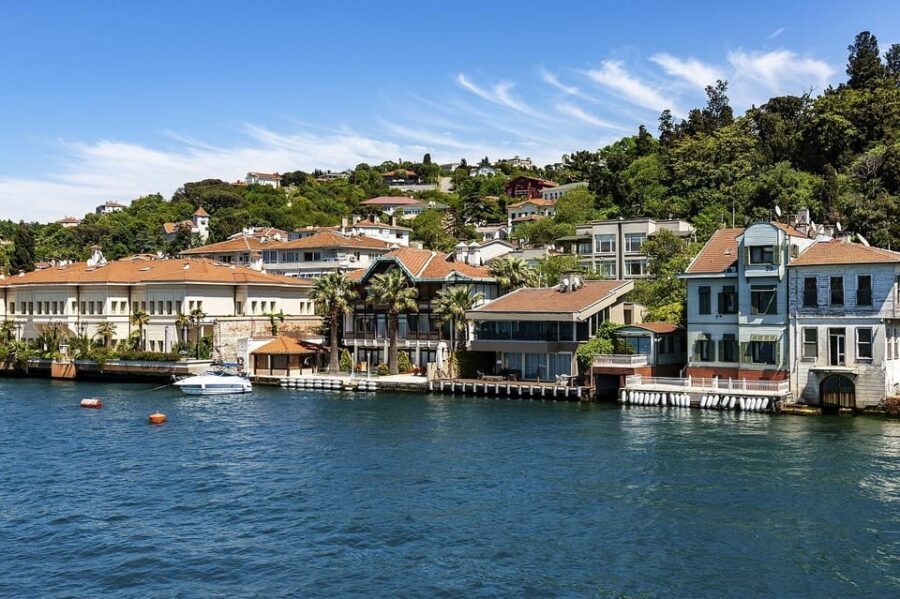 stanbul: Afternoon Bosphorus and Black Sea Cruise - The Scenic Stops and What They Mean for You
