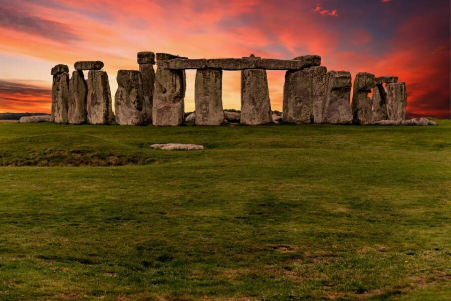 Stonehenge , Lacock , Roman Baths: Private Tour - The Comfort and Convenience of Private Transport