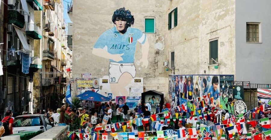 Street art tour of the Spanish Quarters & Maradona idol - The Sum Up
