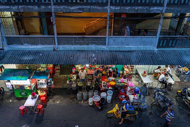 Sundown in the Colony Photo Tour - Starting at Nguyen Thien Thuat Apartment Buildings