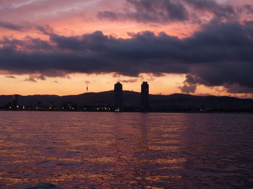 Sunset Sailing Experience in Barcelona - The Itinerary and What You Can Expect