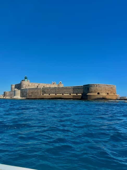 Syracuse: Ortigia Island and Sea Caves Boat Tour with Drinks - The Itinerary Breakdown