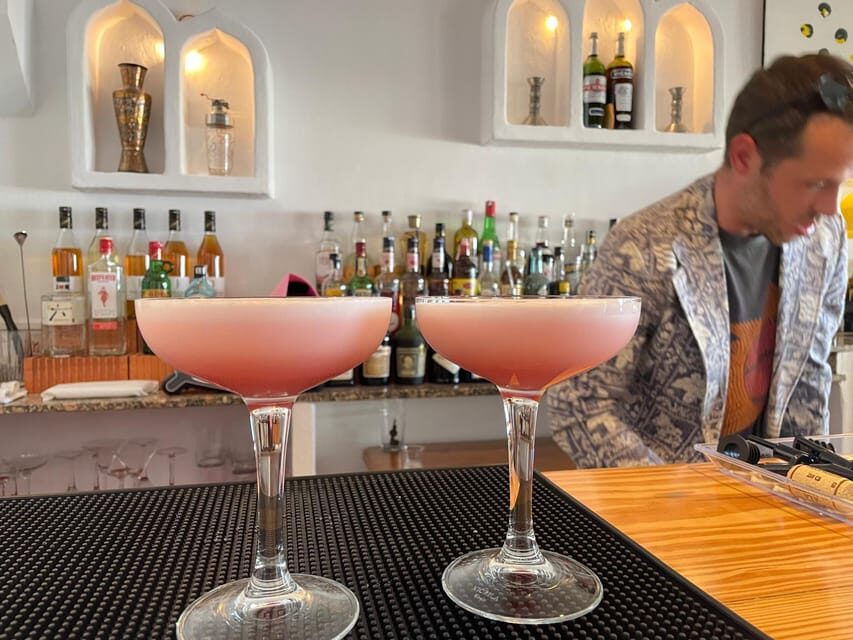 Table Zero: Cocktail Night in Style with Tapas Included - The Practical Side: What to Expect and Why It Matters