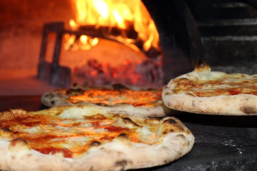 Taormina: Pizza Making Class with Lunch and Wine Tasting - What to Expect from the Experience