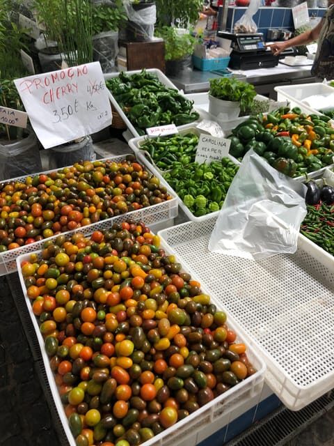 Taste of Setubal: Market Visit and Wine Tastings - Exploring Sesimbra Market: A Cultural Snapshot