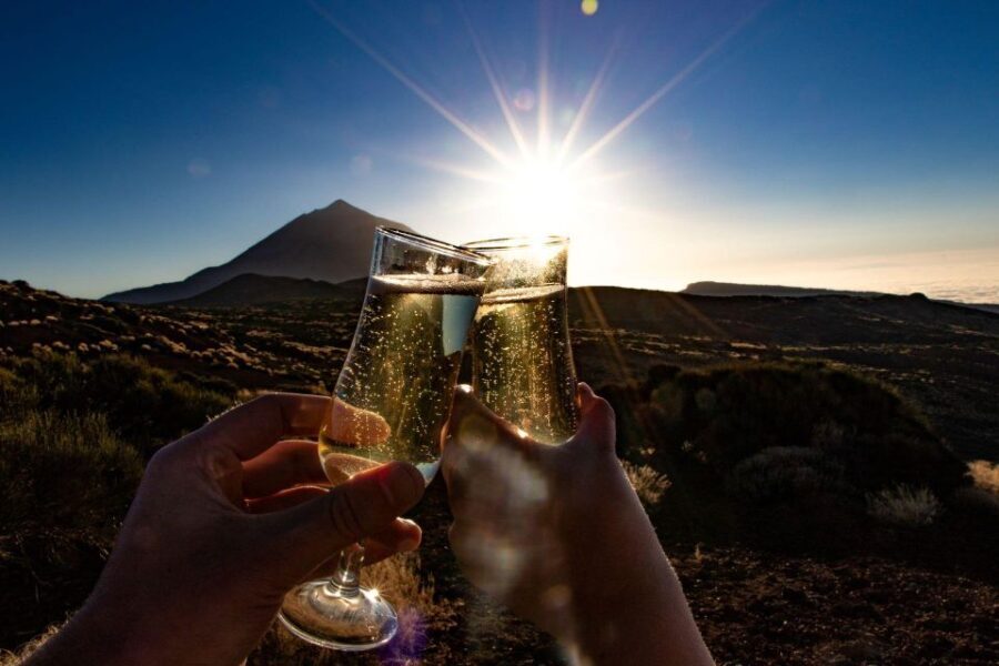 Teide: Guided Sunset & Stargazing Tour by Night with Dinner - Scenic Stops and Views in the National Park