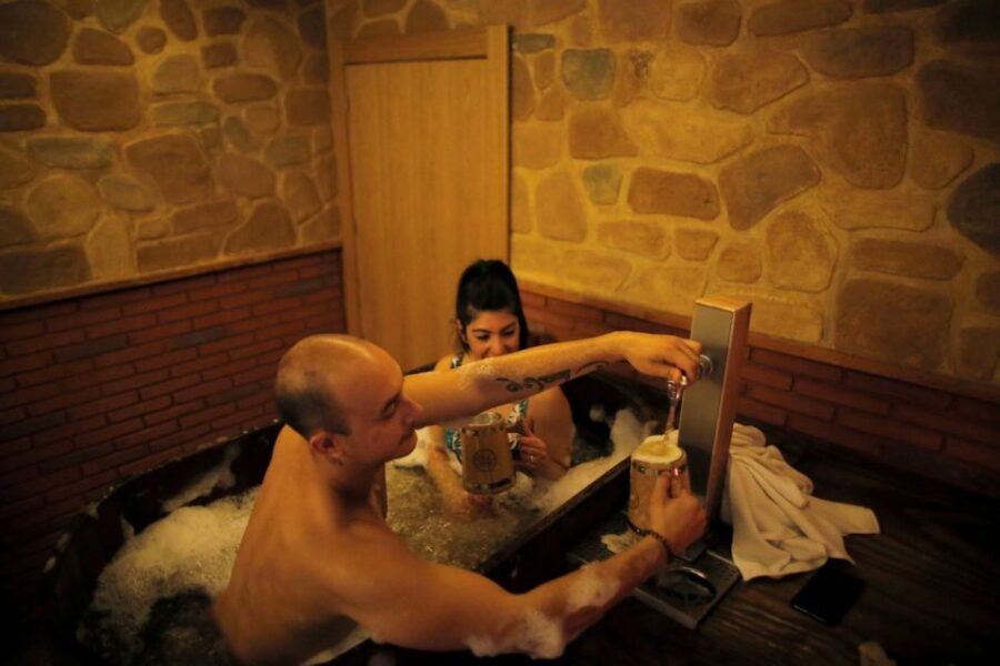 Tenerife: Beer Spa Experience with Tastings and Snacks - What You Can Expect from the Tenerife Beer Spa