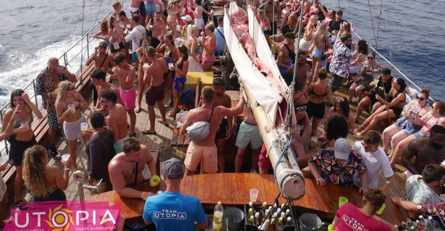 Tenerife: Boat Party with Open Bar and DJs - What the Reviews Say