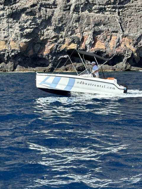 Tenerife: rent a boat without license - The Value of a Short, Flexible Adventure