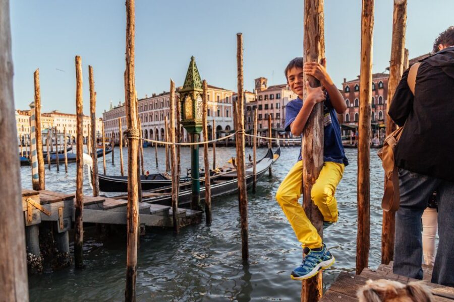The Best of Venice: Family-Friendly Private Tour - Discovering Venice Through Play and Sight
