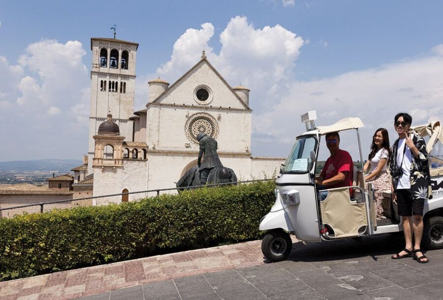 The Life of Saint Francis Tour by Tuk Tuk: English & Spanish - What Sets This Tour Apart