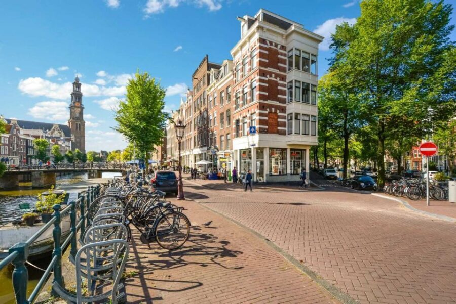 The True Story of Anne Frank's Diary Private Guided Tour - Why This Tour Works Well for You