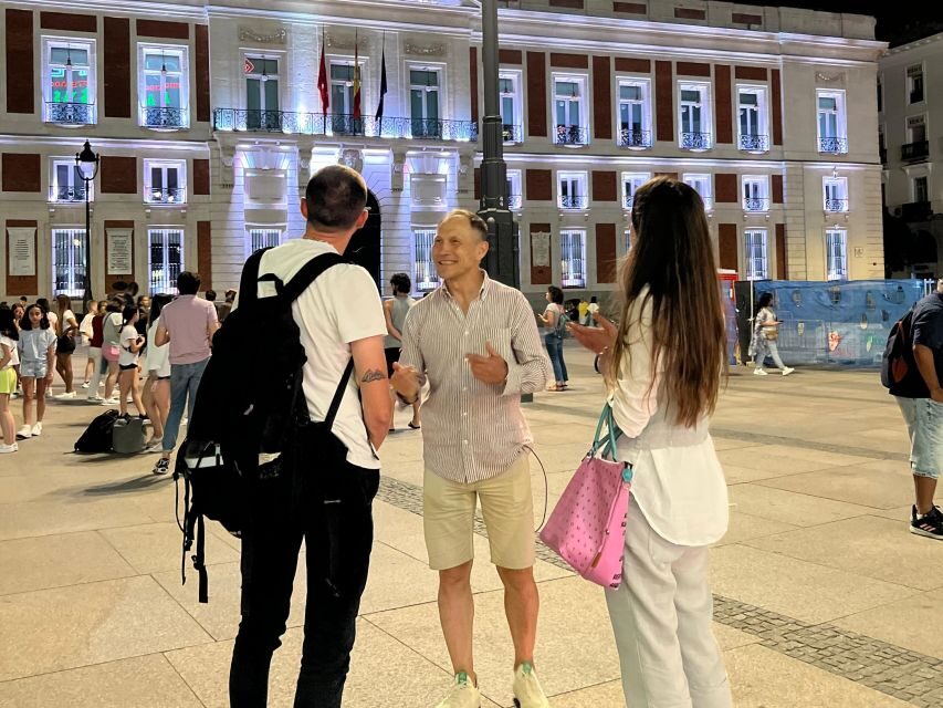 Time Traveler's Stroll From The Hapsburgs to The Bourbons - A Walk Through Madrid’s Royal and Literary Heritage