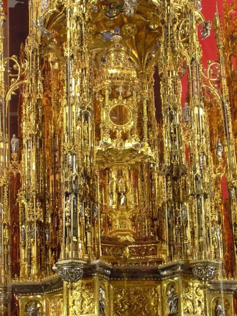 Toledo: Private Monuments Walking Tour with Monument Entry - Who’s This Tour Best For?