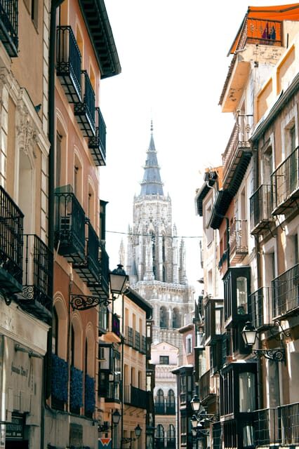TOLEDO: Private Tour With Official Guide - Pricing and Value