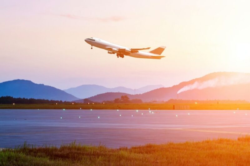 Toronto Pearson Airport: Transfer to/from Niagara Falls - An In-Depth Look at the Transfer Service