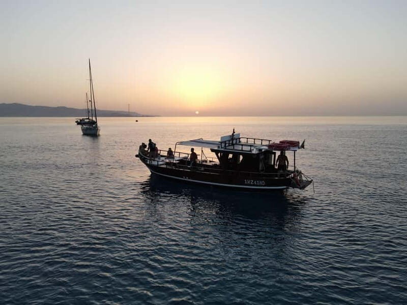 tour in barca-visita grotte con sosta bagno a cala janculla - Navigating the Itinerary: What to Expect from Start to Finish