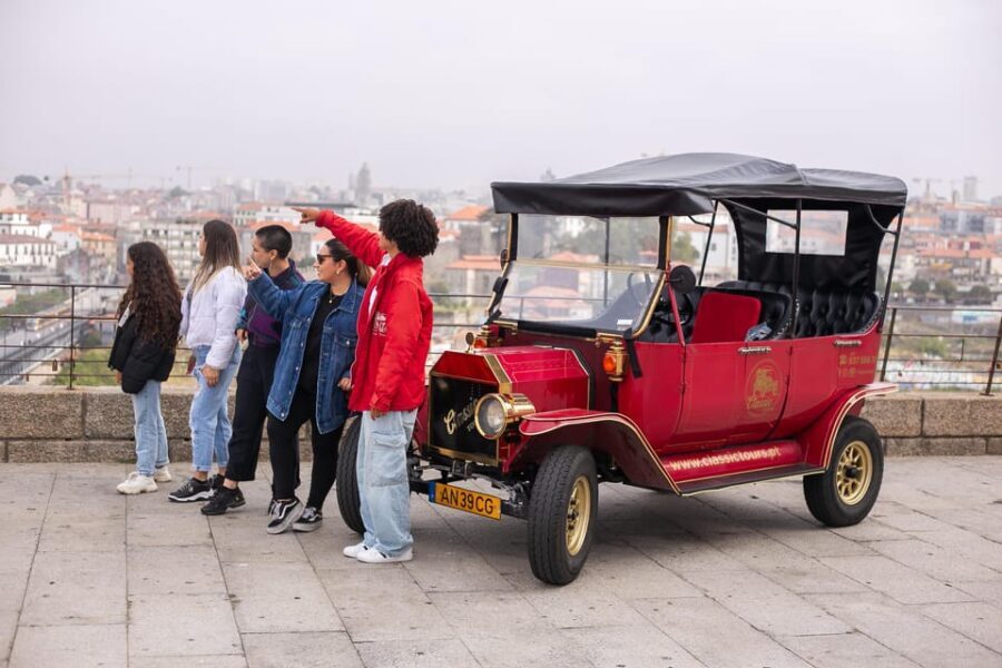 Tour Porto: Classic Adventure in Electric Tuk Tuk - Itinerary Breakdown: What to Expect