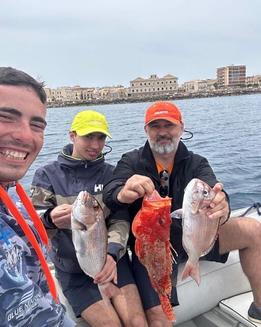 Tour with midwater or pole fishing - An Overview of the Experience