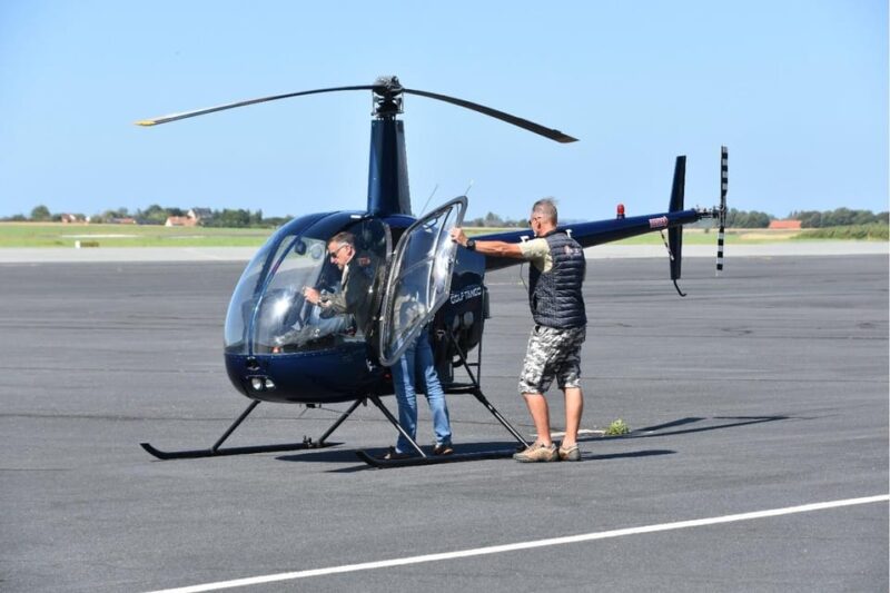 Toussus le Noble: 30 minutes Helicopter Flying Lesson - Toussus le Noble: 30 Minutes Helicopter Flying Lesson — An Authentic Sky-High Experience