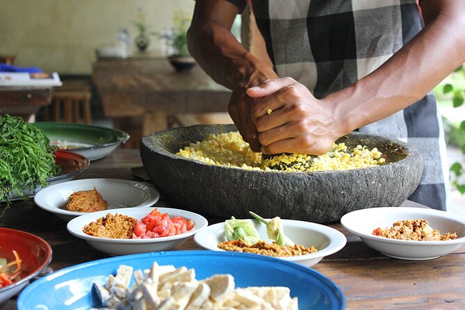 Traditional Balinese Meal in Ubud in Dewa's Family Village Home - Introducing the Experience: Traditional Balinese Meal in a Family Home