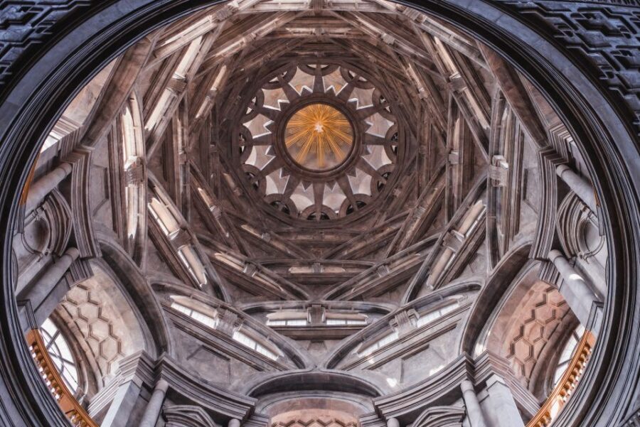 Turin: Savoy Royal Palace Small Group Guided Tour - Who Should Do This Tour?