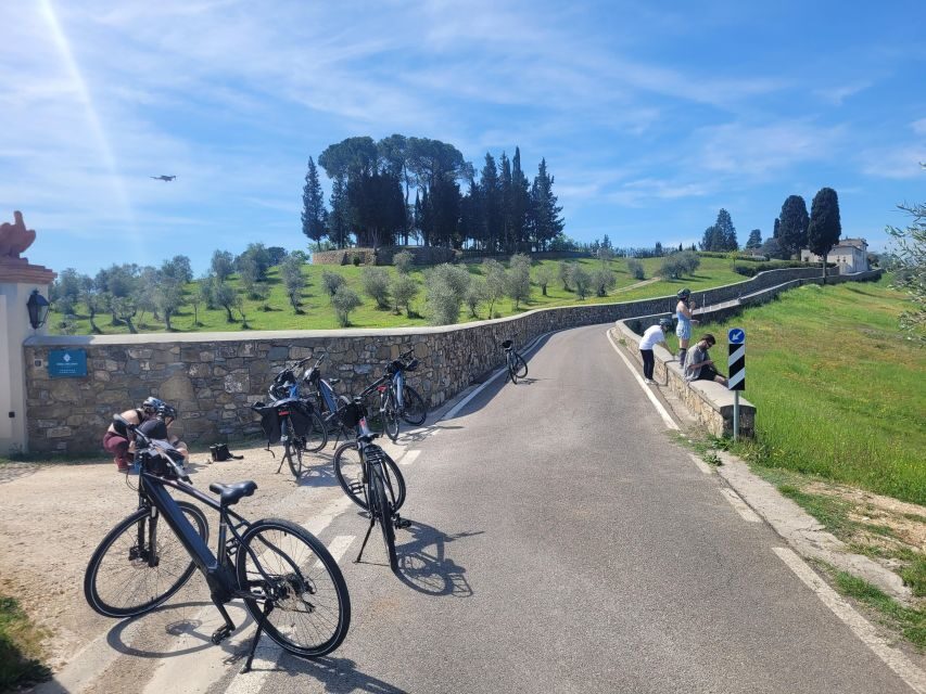 Tuscany Hills Bike Tour with Lunch at farm and Wine Tasting - The Itinerary: What to Expect from Start to Finish