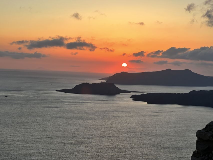 Uncrowded Santorini Sunset PicNic - The Experience in Detail