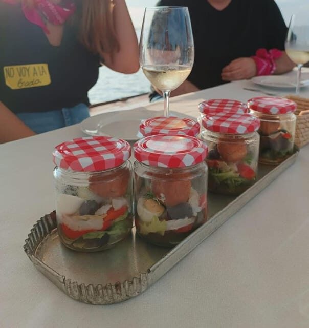 Valencia: Boat ride with tasting of Valencian vermouths - The Itinerary: What to Expect