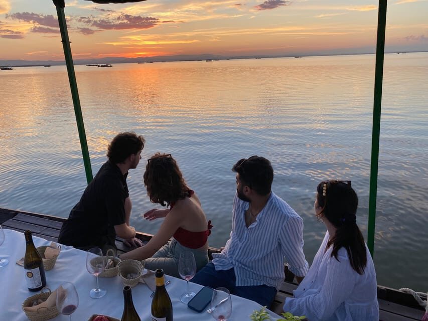 Valencia: Boat Ride with Valencian Wine Tasting & Tapas - Discovering the Albufera and Valencian Wines