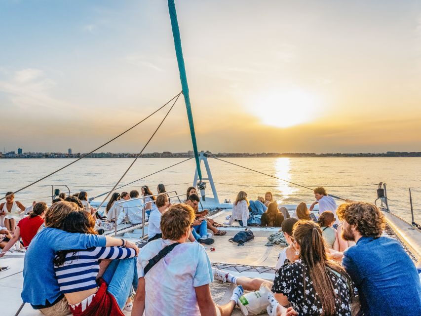 Valencia: Catamaran Cruise with Sunset Option - How This Tour Adds Value