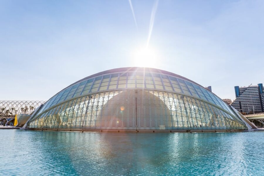 Valencia: City of Arts and Science 3D Movie at Hemisfèric - The IMAX Dome and Digital Projections