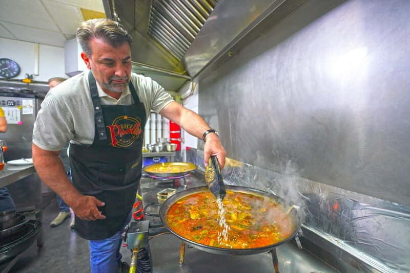 Valencia: Traditional Paella Cooking Class and Dinner - The Value of the Experience