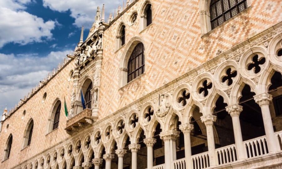 Venice: Doge's Palace & Bridge of Sighs Small Group Tour - The Venue: Doge’s Palace — A Symbol of Venetian Power