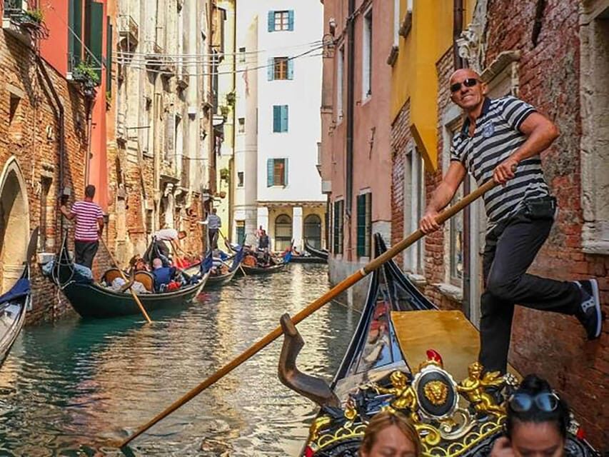 Venice: Exclusive Gondola Tour of Grand Canal & Secret Spots - Itinerary Breakdown