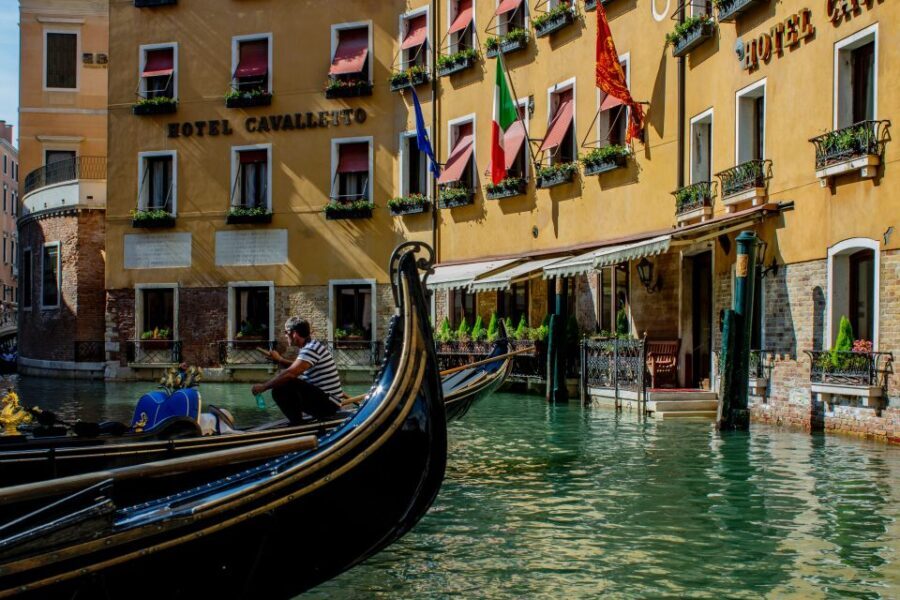 Venice: Insta-Perfect Walk with a Local - Price and Value: Does It Add Up?