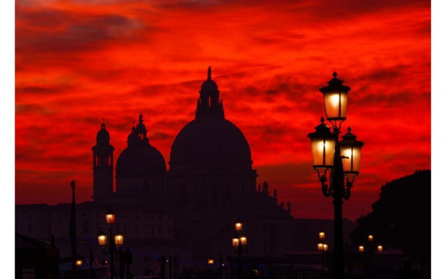 Venice: Mysterious Tales of Ghosts and Murders - The Itinerary Breakdown
