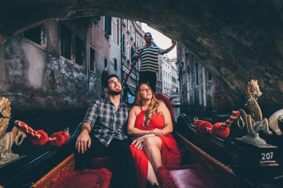 Venice: Personal Travel and Vacation Photographer Services - Practical Details and How It Adds Value