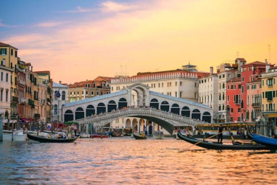 Venice: Private City Hidden Gems and Local Hotspots Tour - The Itinerary Breakdown: What You’ll See and Experience
