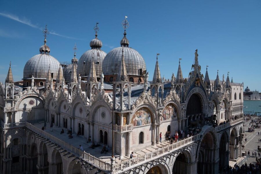Venice: Private Walking Tour with Gondola Ride - The Value of the Experience and Price Considerations